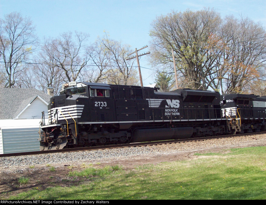 NS 2733